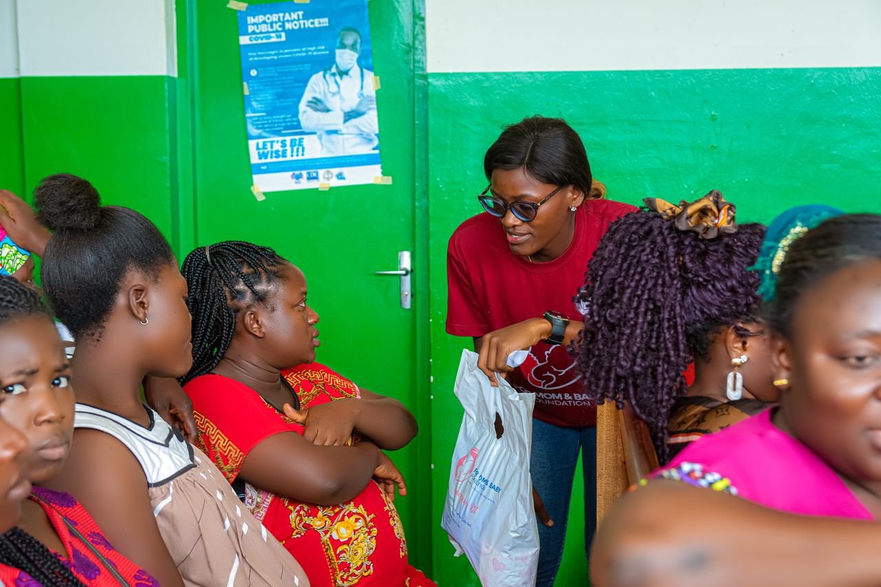 Introducing Our Emergency Kits to Pregnant women during their Hospital ...